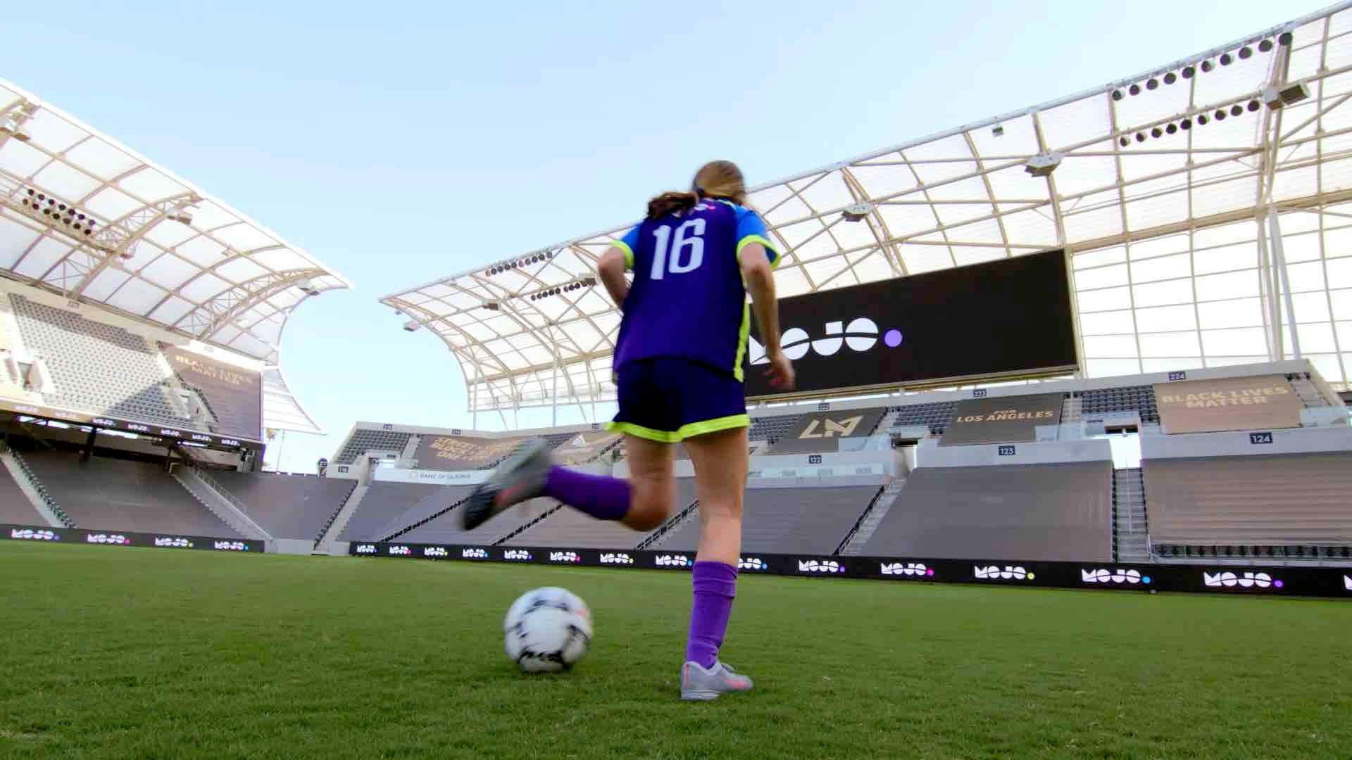 How to Do a Maradona Turn | Fun Soccer Skills | MOJO Sports