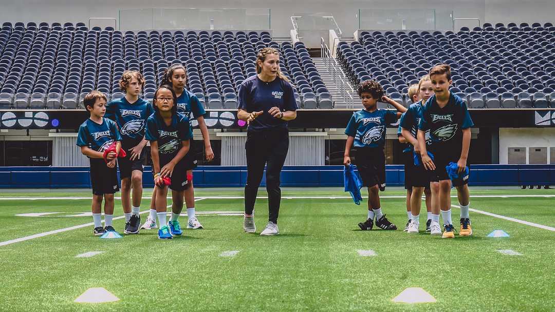 10 Best Flag Football Drills for Kids | Fun Flag Football Drills | MOJO ...