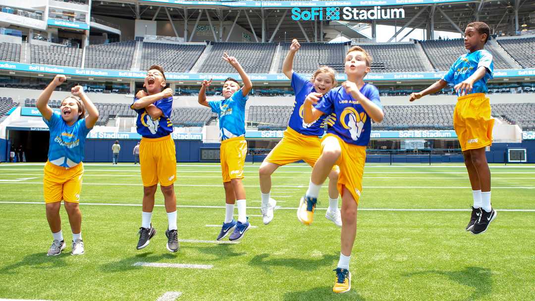 9 Fun Flag-Pulling Drills for Kids | MOJO Sports