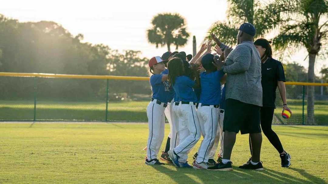 7 Coaching Lessons from The Bad News Bears | MOJO Sports