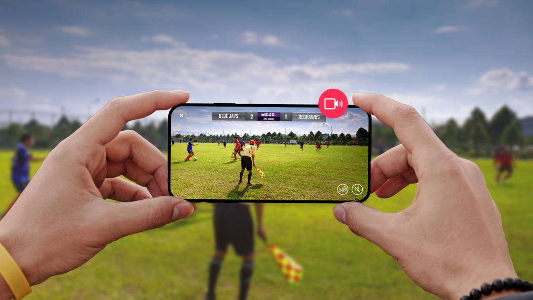 11 Tips for Live Streaming Like a Pro | MOJO Sports